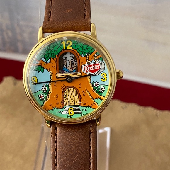 Fossil | Accessories | Vintage Fossil Keebler Nib Cookie Watch | Poshmark